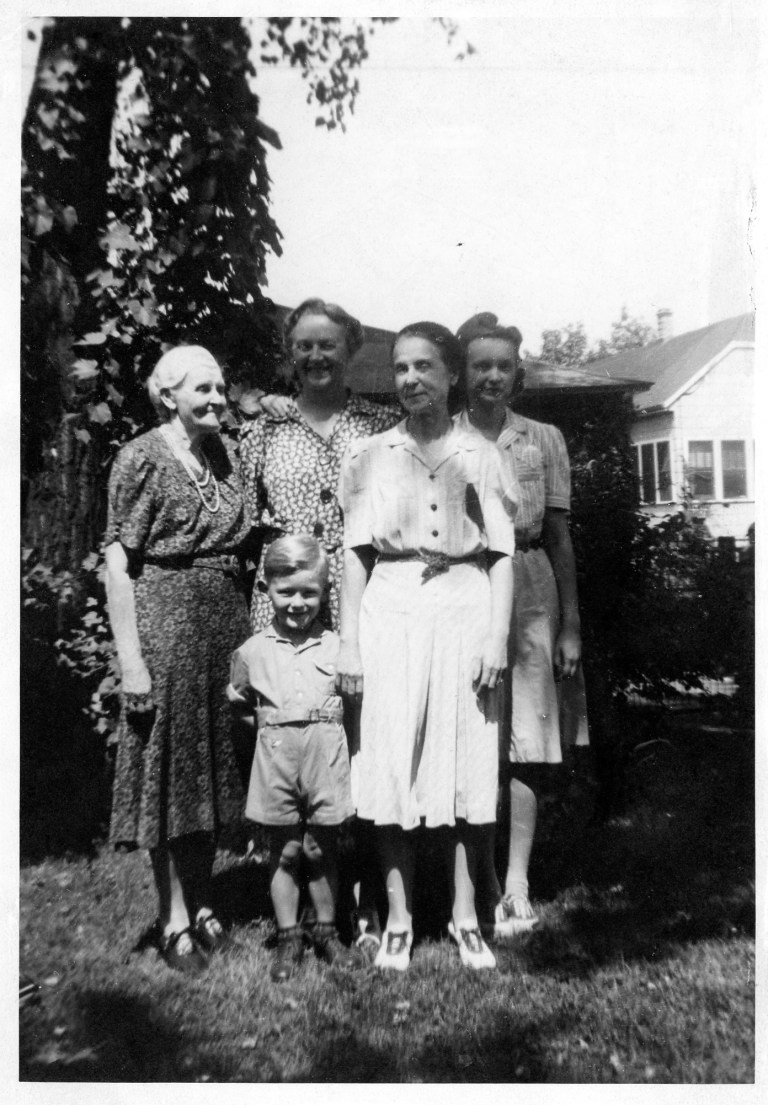 Jeanne Wilma Sammons (1919-1959) – Staggs Family History